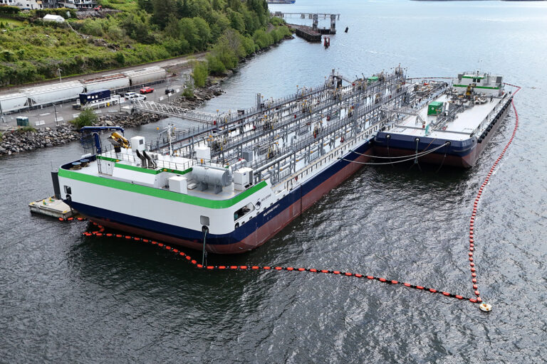 Bunkering Service Introduced with New Barge Fleet at Strategic Canadian ...